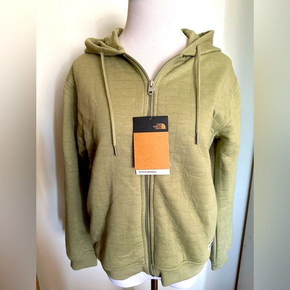 The North Face | Tops | New The North Face Longs Peak Quilted Full ...